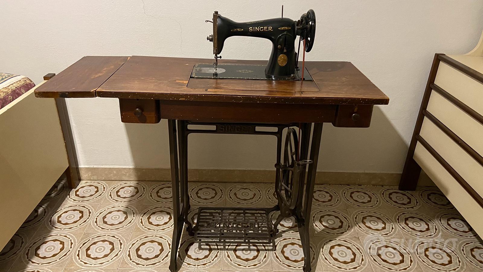 Macchina da cucire a pedale Singer - Arredamento e Casalinghi In ...