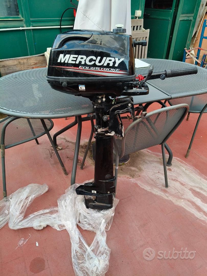 Motore marino Mercury gambo lungo 5 hp - Nautica In vendita a Roma