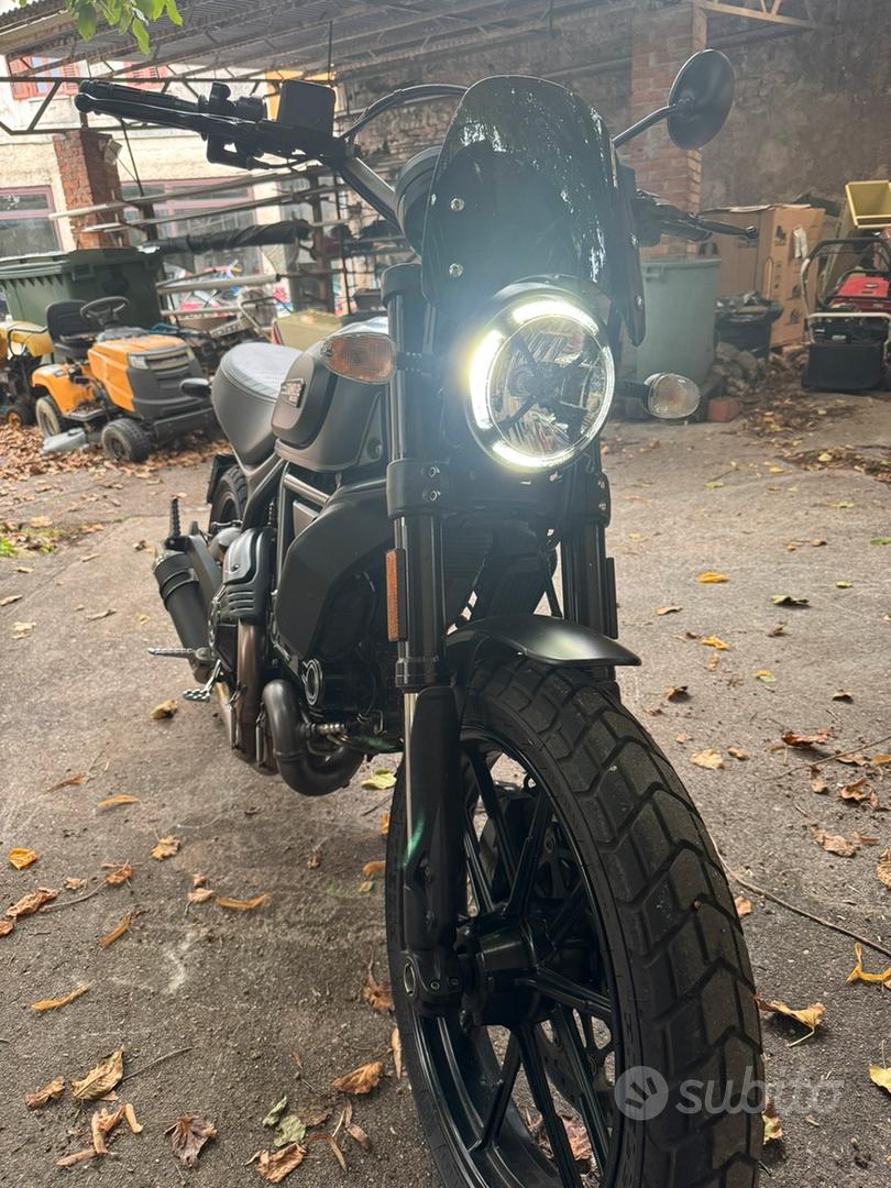 Ducati Scrambler Icon Dark - Moto e Scooter In vendita a Trieste