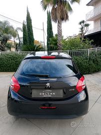 Subito - DELCAR - Peugeot 208 1.2 VTi 82 CV 5 porte Allure - Auto In ...