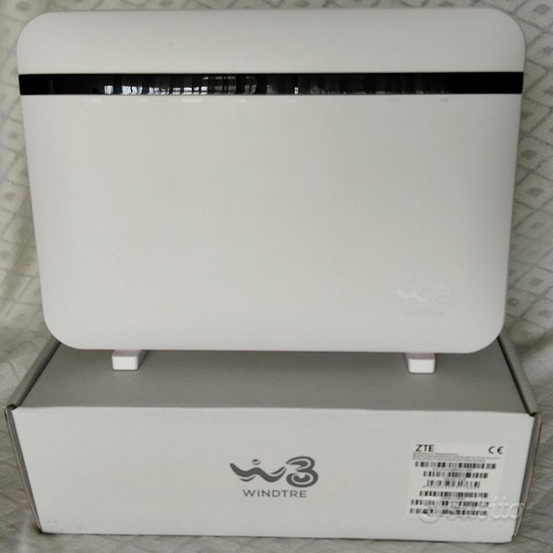 MODEM ROUTER HOME&LIFE HUB WINDTRE - Informatica In vendita a Lucca