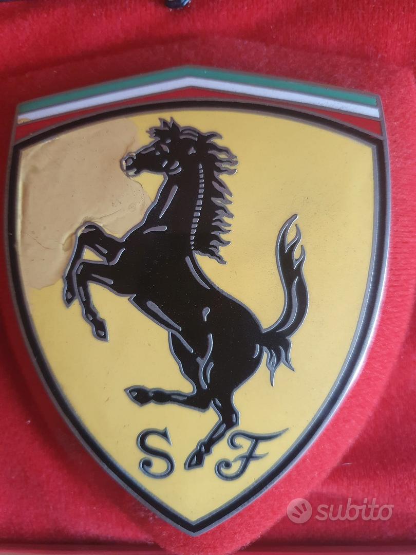 stemmi Ferrari - Collezionismo In vendita a Torino