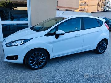 Subito - E.D.AUTO - Ford Fiesta 1.5 TDCi 75CV 5 porte ST-Line - Auto In ...
