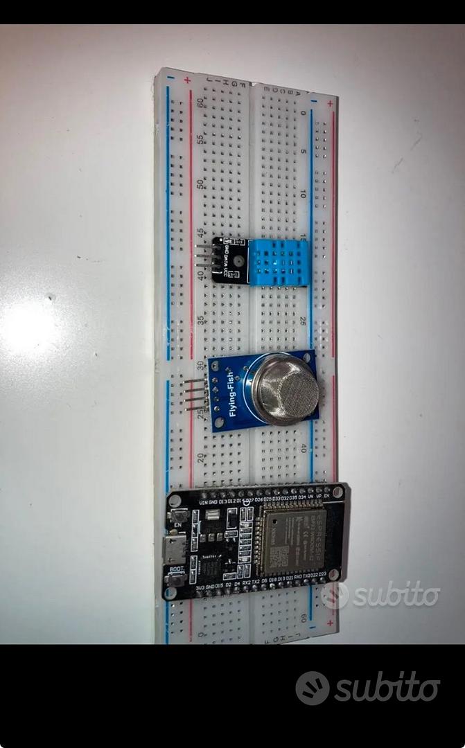 loT Kit ESP32, Breadboard, MQ-2 e DHT11 filo - Informatica In vendita a Genova