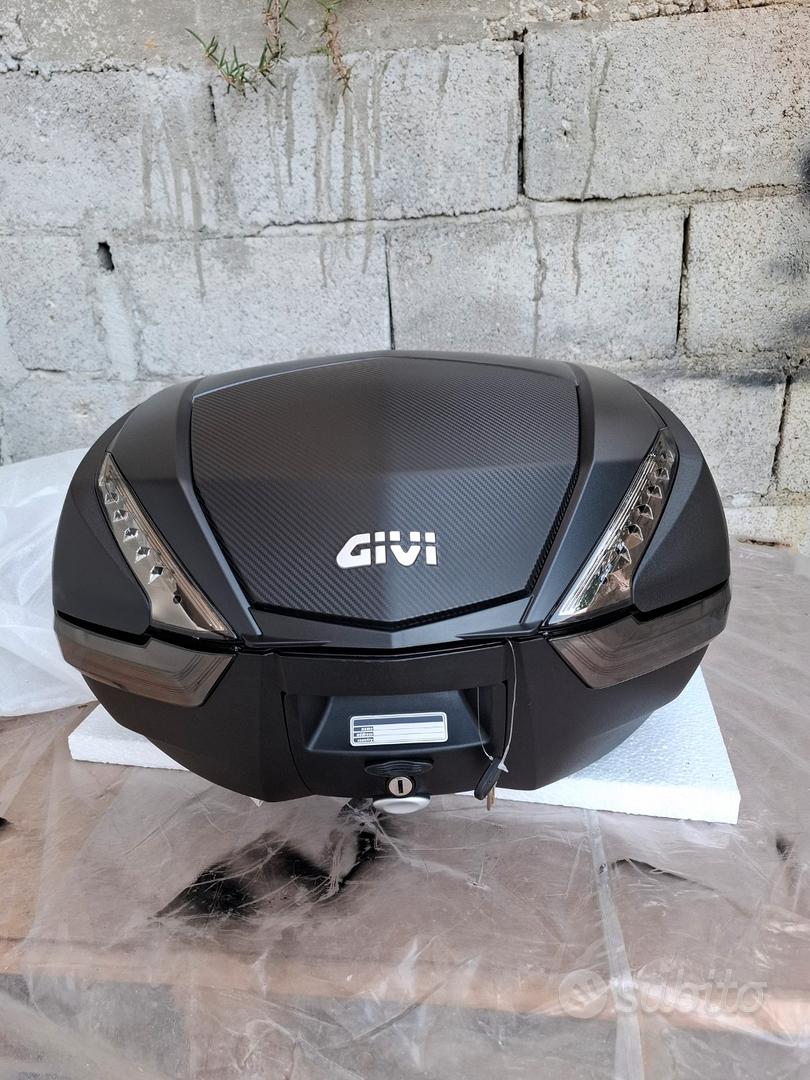 Bauletto GIVI v47 litri. Il Bauletto È NUOVO - Accessori Moto In vendita a Caltanissetta