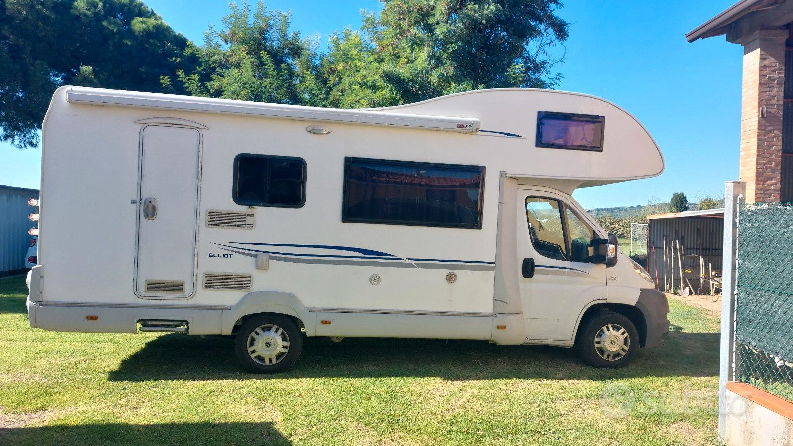 Camper Caravan international elliot 40 - Caravan e Camper In vendita a ...