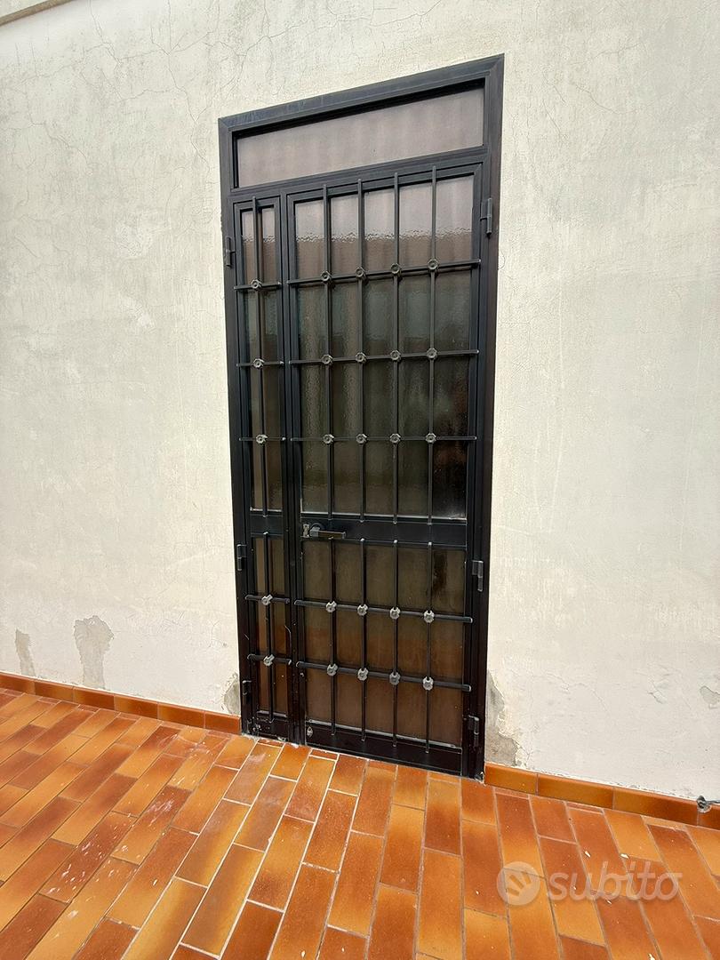 Porte in alluminio con grate - Arredamento e Casalinghi In vendita a ...