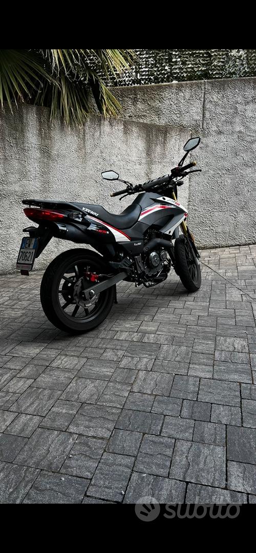 Keeway TXM 125 ANNO 2022 - Moto e Scooter In vendita a Monza e della ...