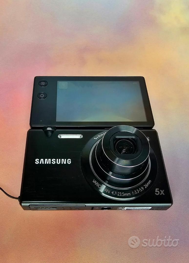 Camera Digitale Samsung Flip Screen - Fotografia In vendita a Genova