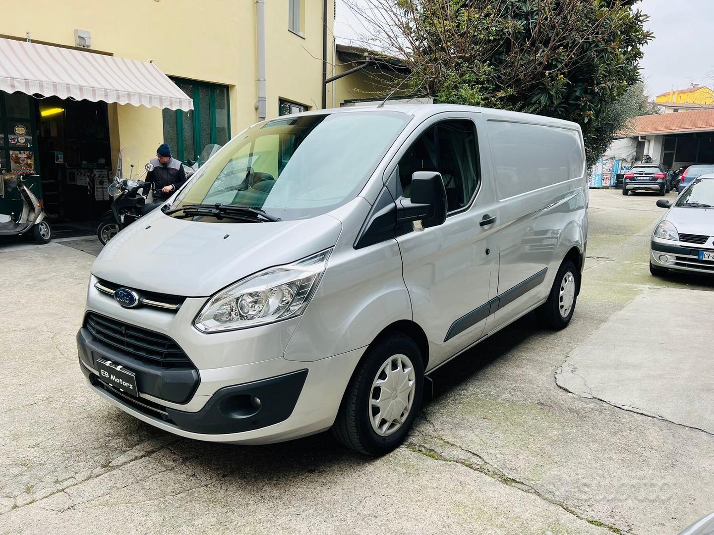 Ford Transit Custom Van 2.0 130cv Euro6 Automatico - Veicoli ...