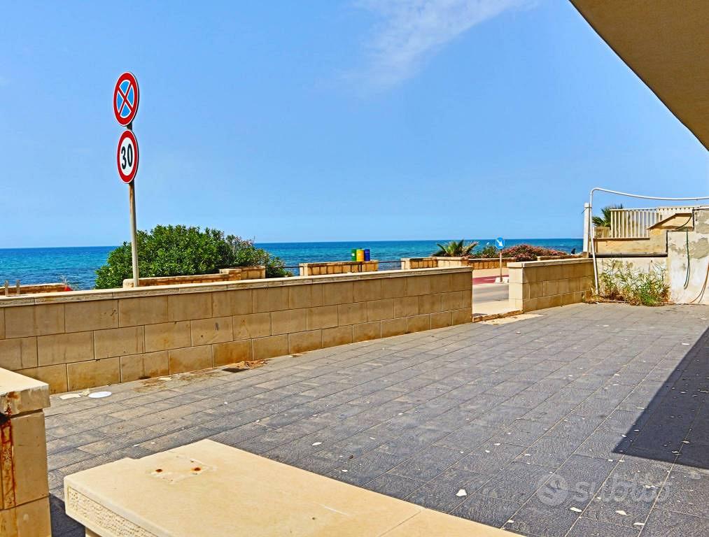 Subito - Marina Immobiliare - Marina di Ragusa - Locale fronte Mare ...