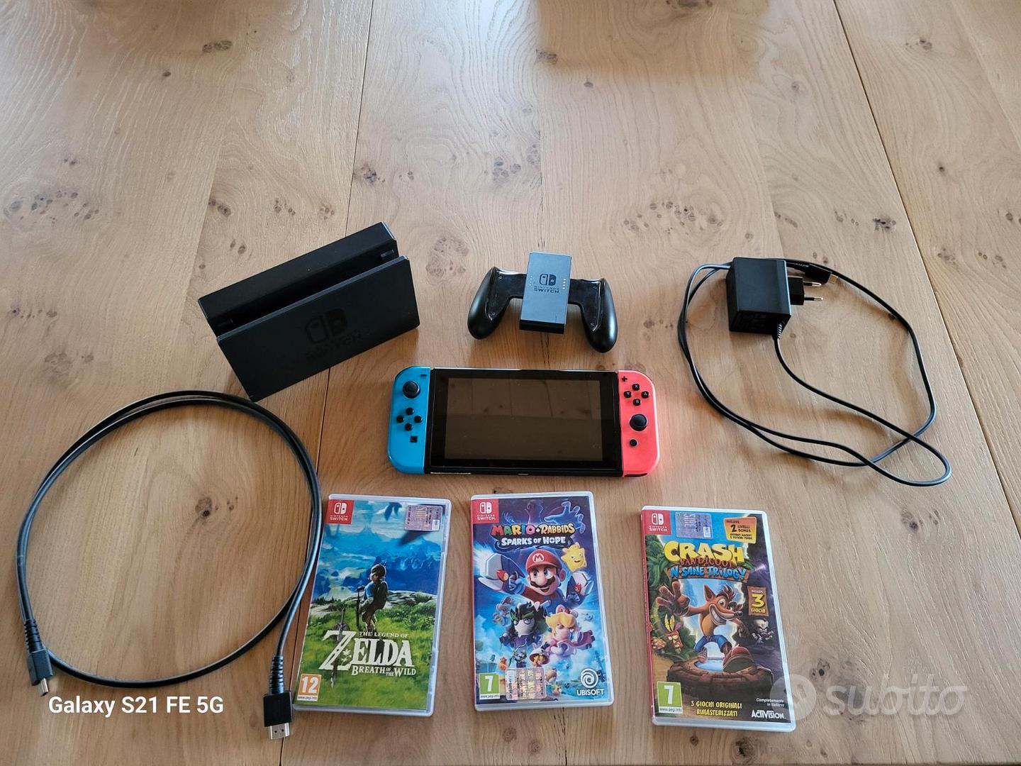 NINTENDO SWITCH CON TRE GIOCHI - Console e Videogiochi In vendita a Vicenza