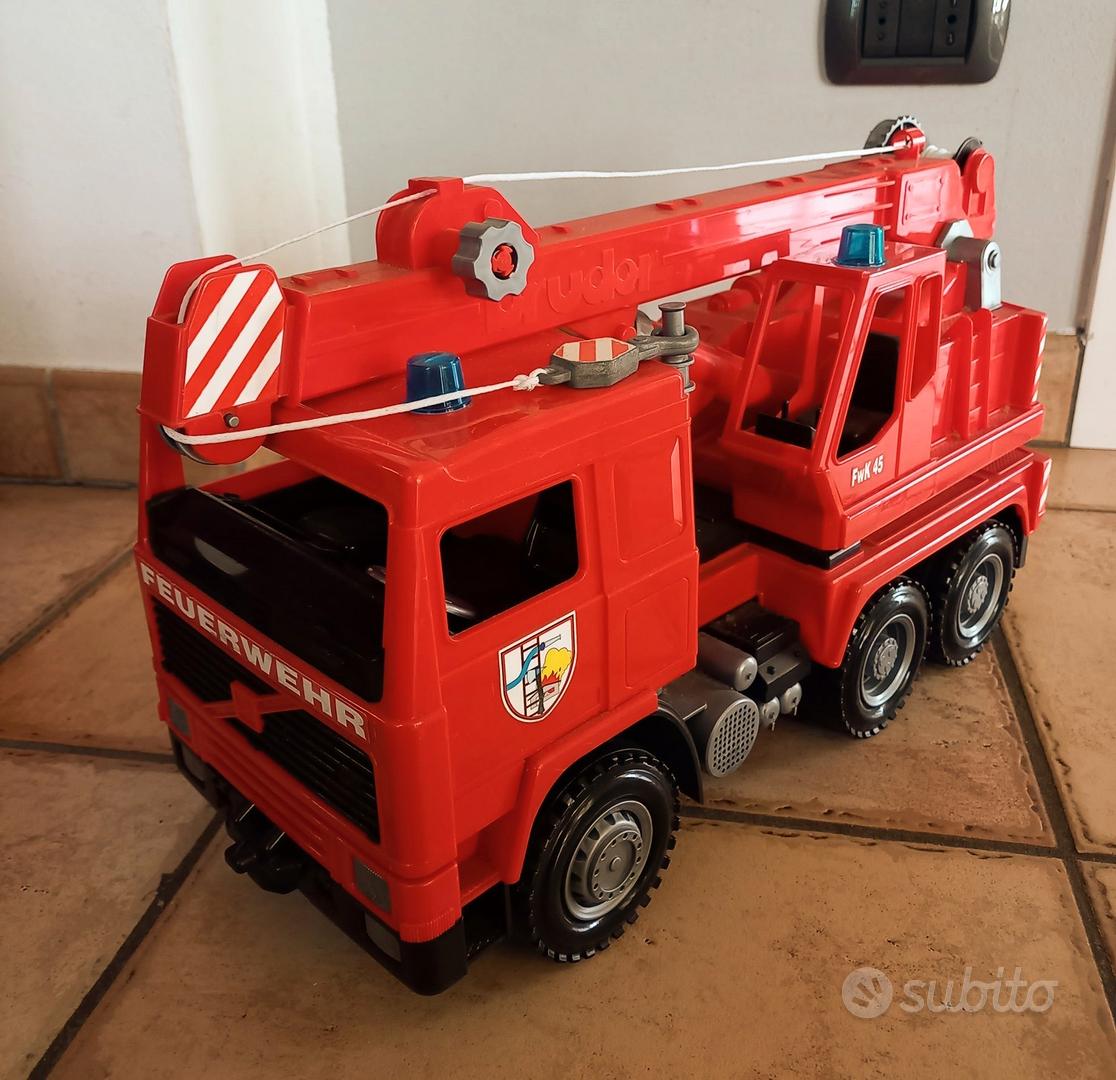 camion pompieri Bruder Volvo I° versione vintage - Collezionismo In ...