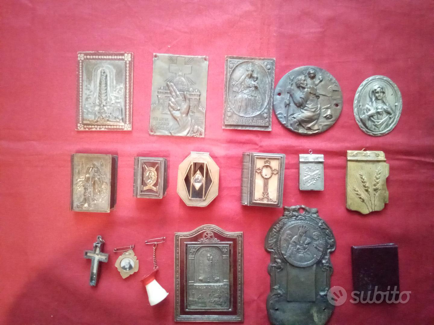 OGGETTINI SACRI , PIU DI 50 - Collezionismo In vendita a Gorizia