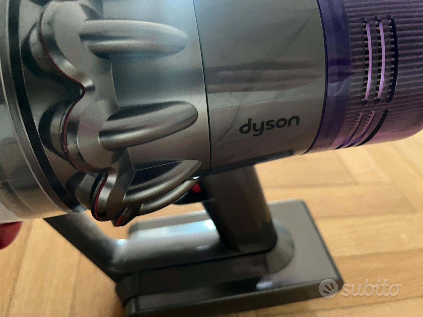 Dyson v11 Anmal completa di tutti gli accessori - Elettrodomestici In ...