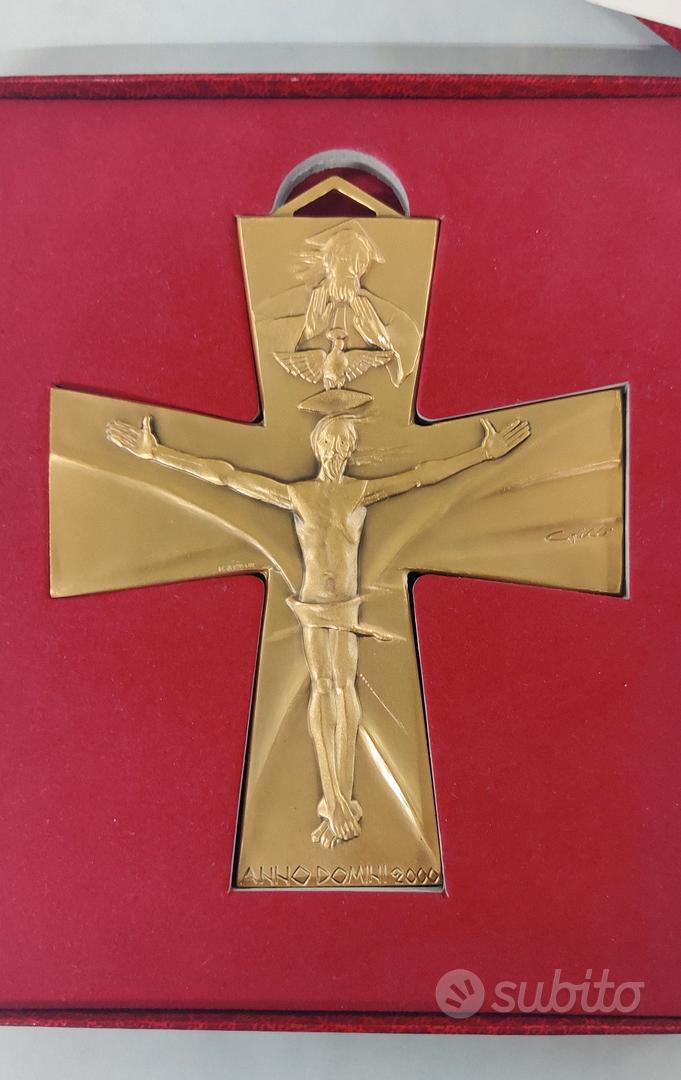 Croce del Giubileo opera d'arte in bronzo dorato - Collezionismo In ...