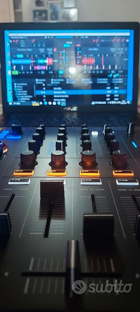 Console Traktor S3 - Audio/Video In vendita a Mantova