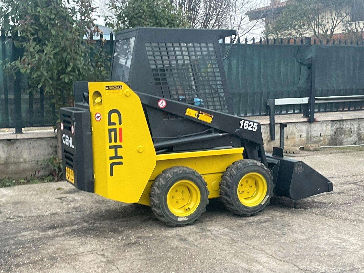 Subito - 2D Macchine Srl - P100 Mini pala 13 q.li Gehl 1625 - Veicoli ...