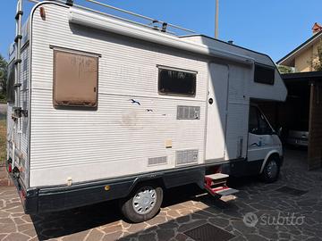 Camper rimor su ford 2,5 - Caravan e Camper In vendita a Monza e della ...