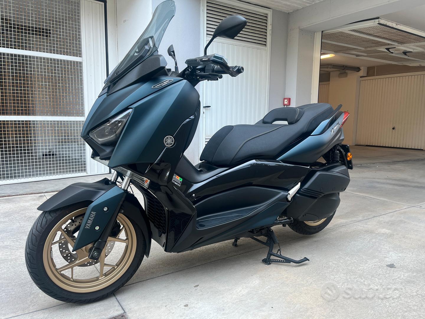 Yamaha X-Max 300 Tech Max perfetto - Moto e Scooter In vendita a Pescara