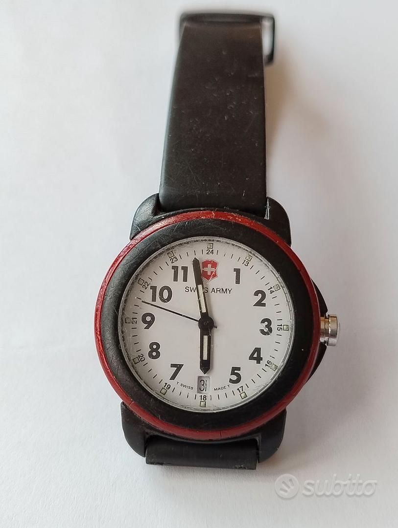 VICTORINOX Orologio SWISS ARMY datario impermeabil - Collezionismo In ...