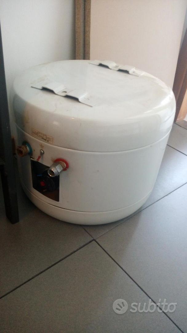 FISMAR BOILER 30 LITRI SCALDABAGNO ELETTRICO - Elettrodomestici In ...