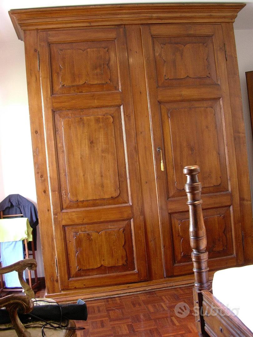 Armadio Antico In Legno Arredamento E Casalinghi In Vendita A Catania