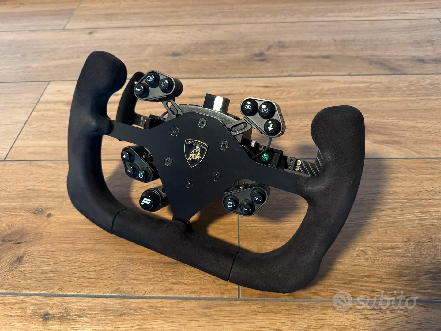 Fanatec ClubSport Hub V2 + Corona DIY Lamborghini - Console e ...