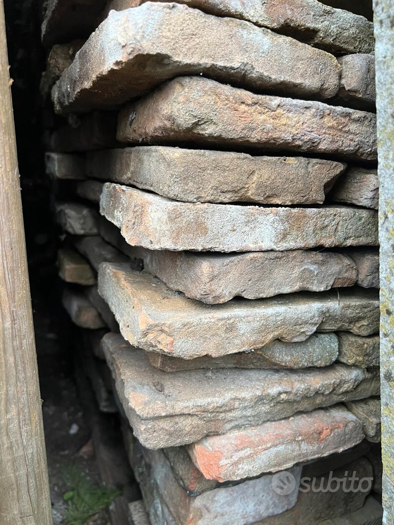 Mattoni, Tavelle, sassi da giardino e lastre marmo - Giardino e Fai da ...