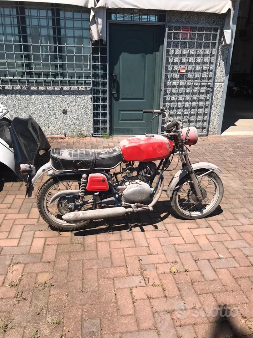 Gilera 124 5V - Moto e Scooter In vendita a Modena