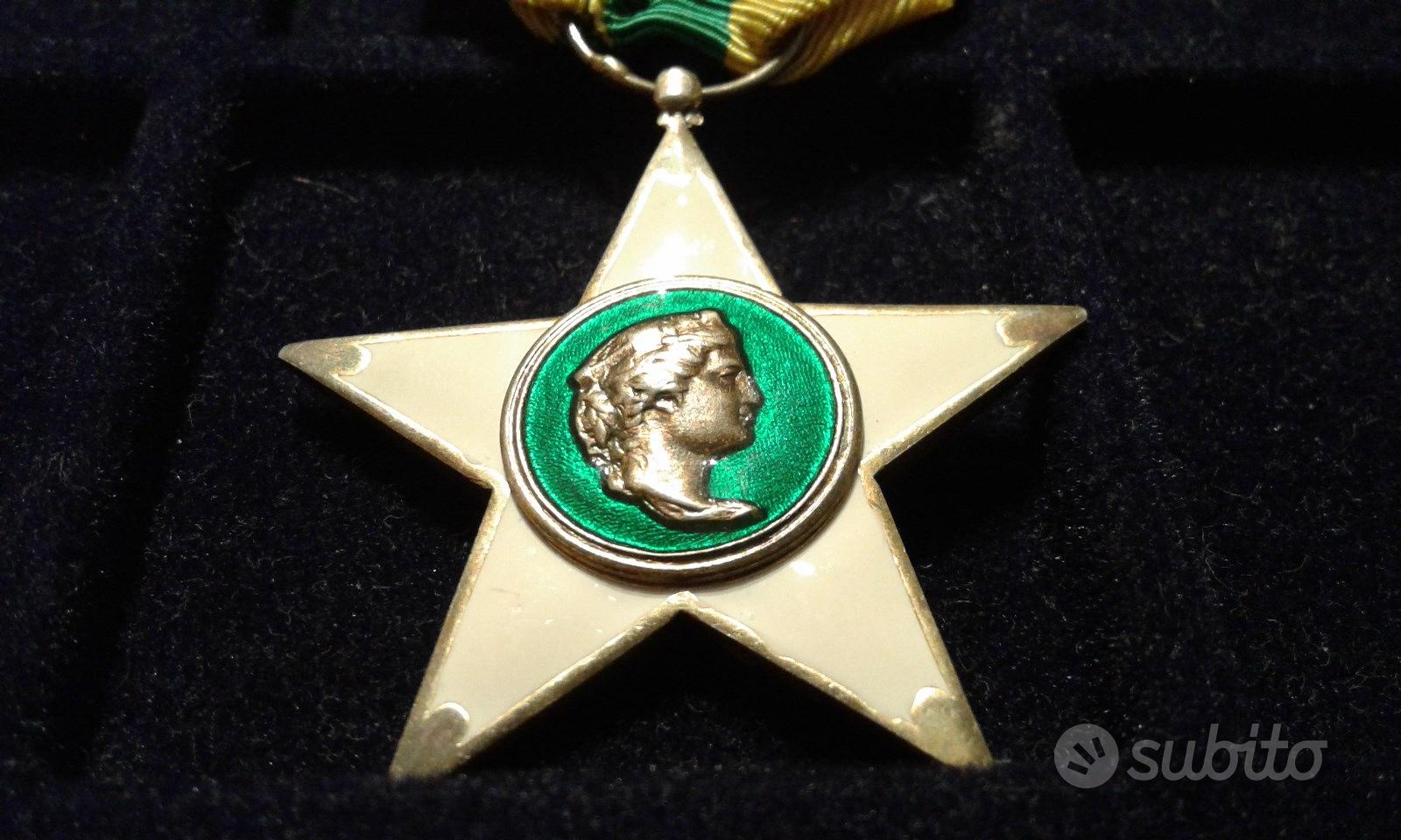 Stella al Merito Lavoro 1924 ITALIA Argento Smalti - Collezionismo In ...