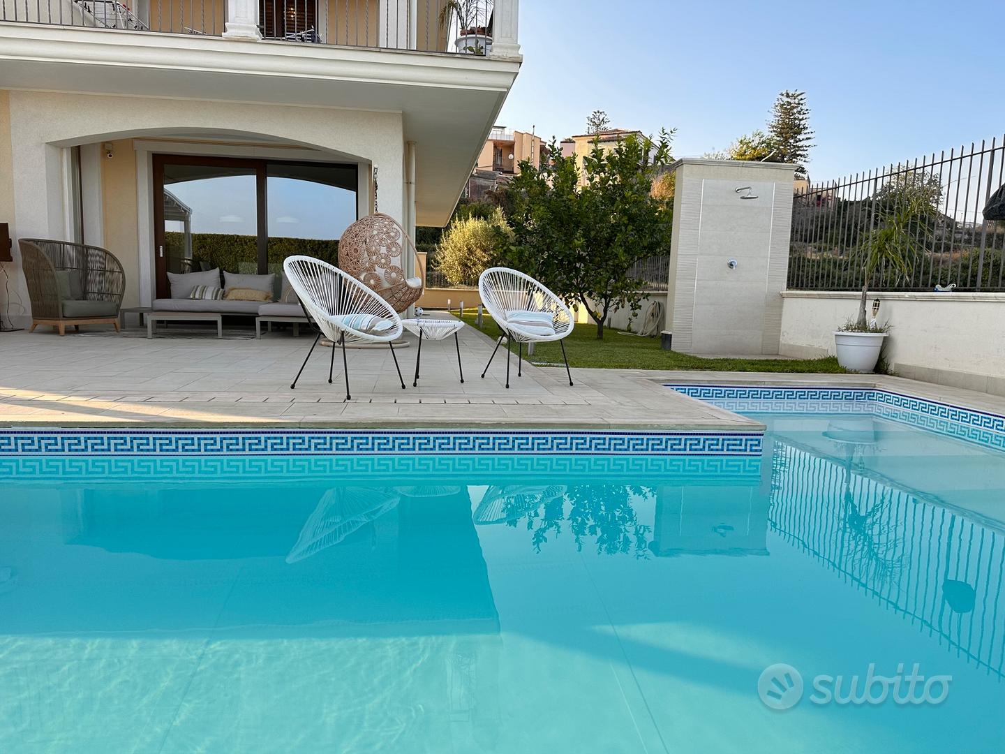 Villa con piscina per eventi privati aPiedimonte - Ville singole e a ...