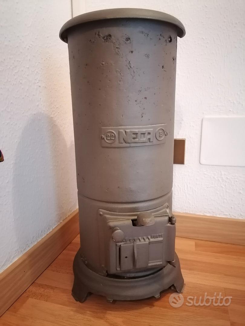 Neca antica stufa a legna in ghisa vintage - Collezionismo In vendita a ...