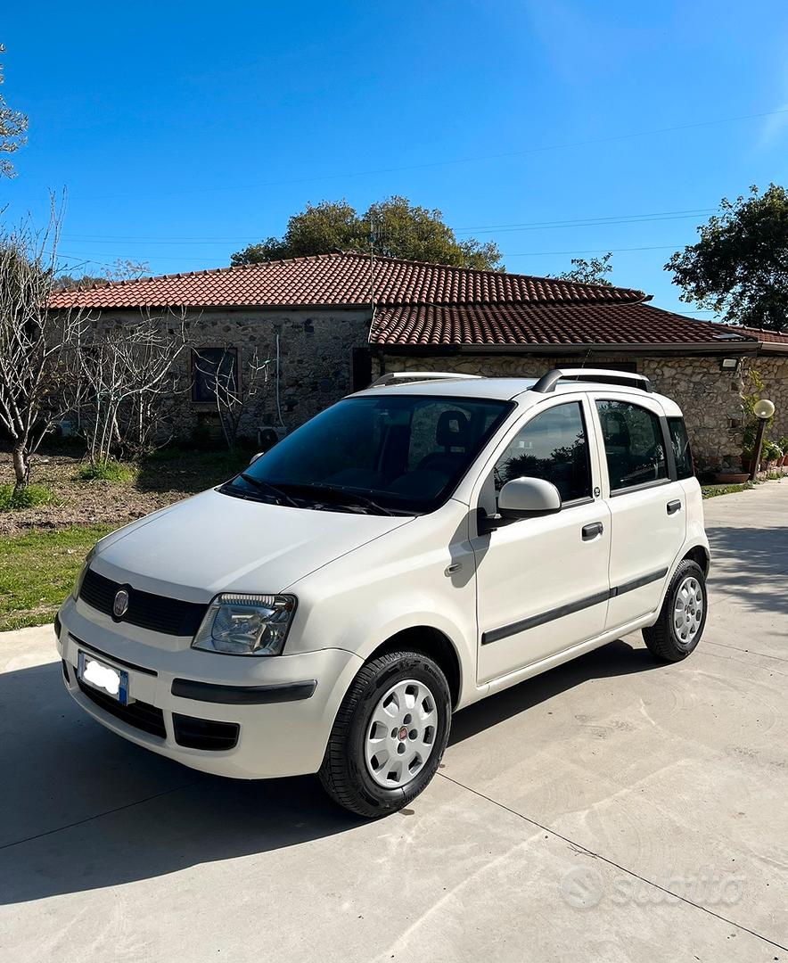 FIAT PANDA 1.3 MTJ 75cv DA VETRINA POCHI KM VERO A - Auto In vendita a ...