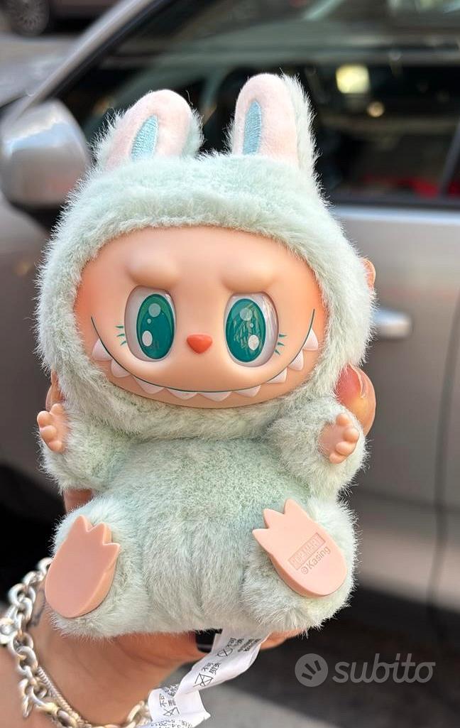 Labubu originale Have A Seat - Collezionismo In vendita a Milano