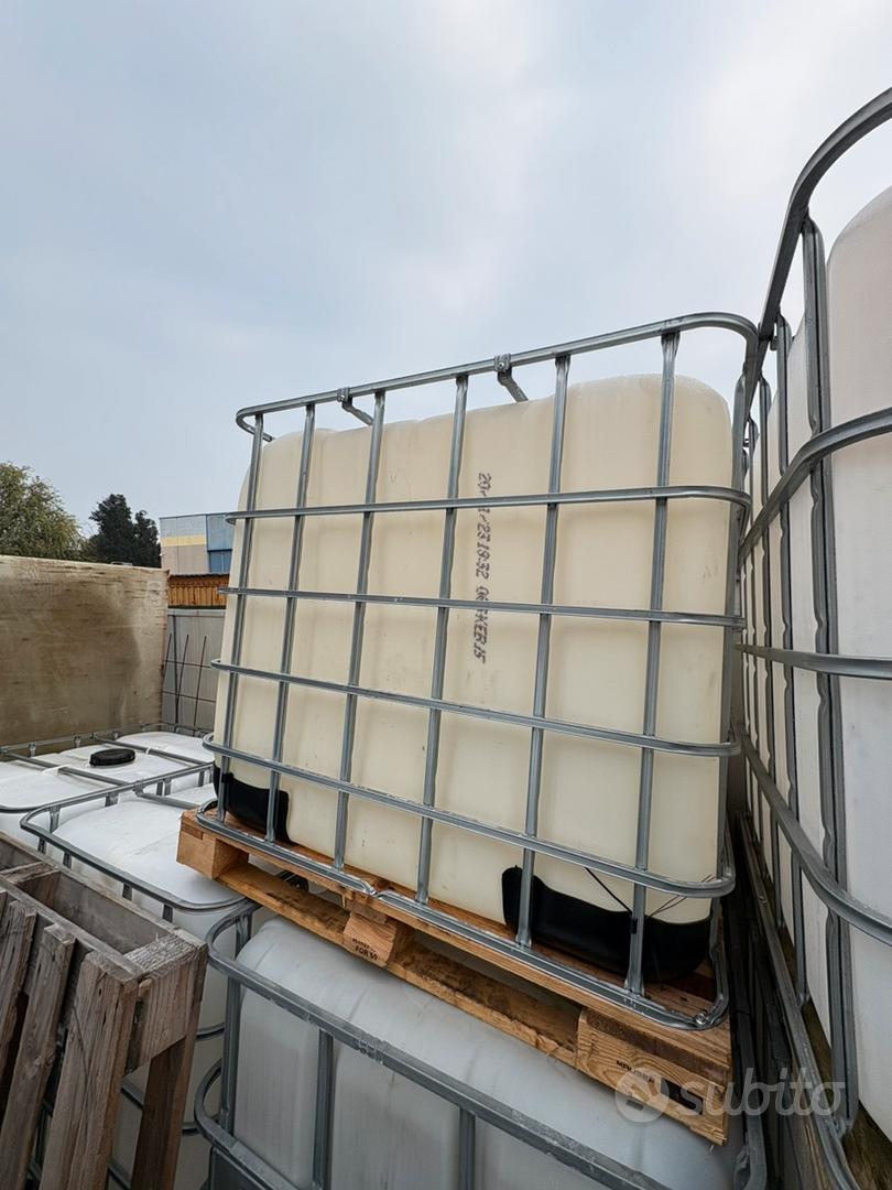 Cisterne plastica 1000 Lt - Giardino e Fai da te In vendita a Udine