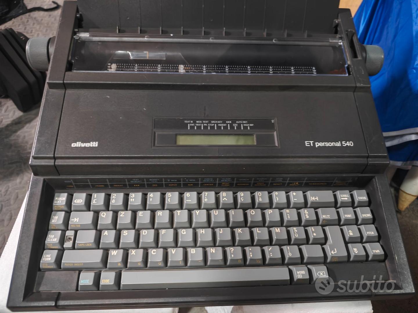 Macchina da scrivere elettronica Olivetti ET 540 - Informatica In ...