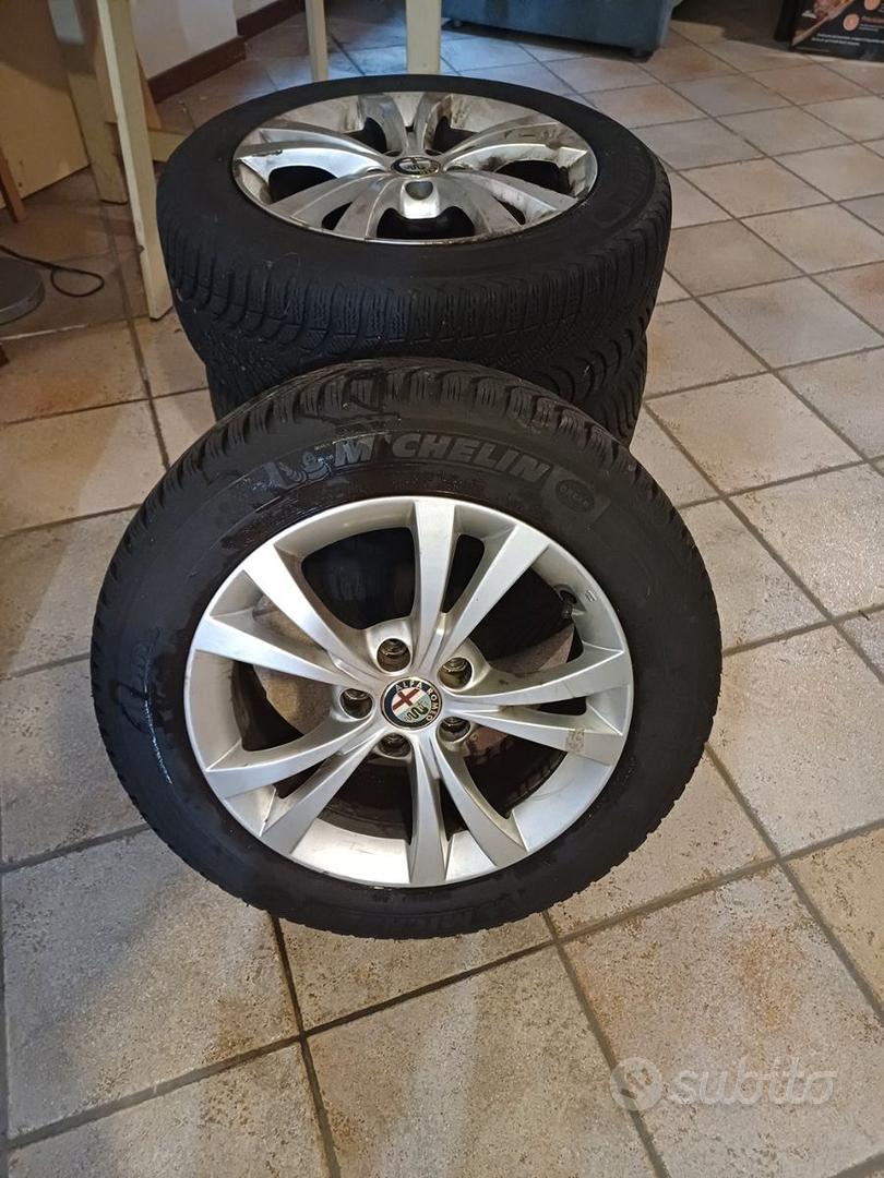 Cerchi + gomme invernali Giulietta - Accessori Auto In vendita a Milano