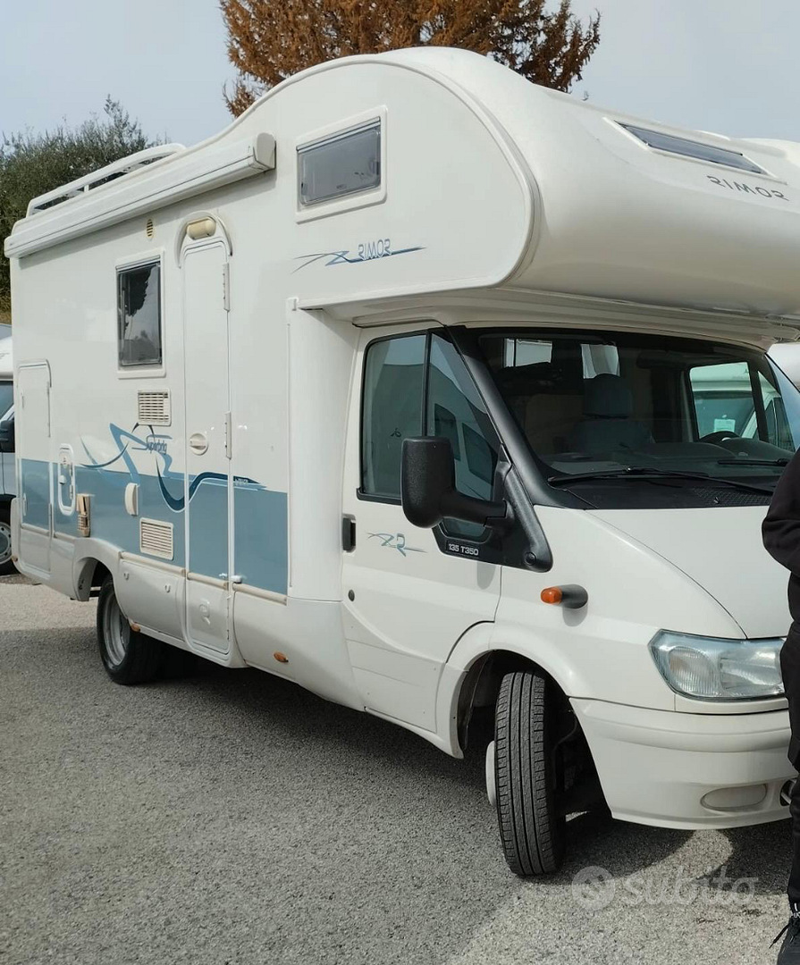 Rimor superbrig 635 con gancio traino - Caravan e Camper In vendita a ...