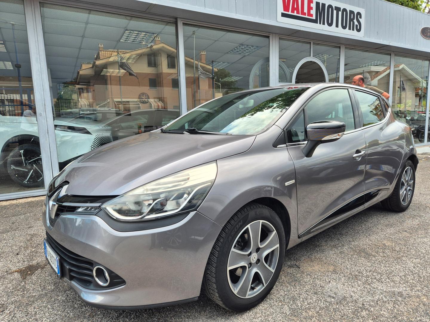 Subito - VALEMOTORS - Renault Clio 1.2 75CV 5 porte COSTUMWENATIONAL ...