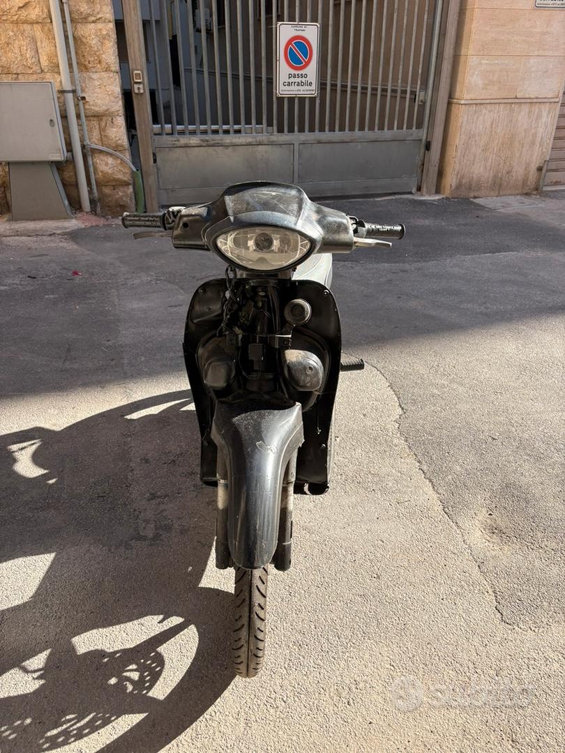 Scarabeo 4 tempi - Moto e Scooter In vendita a Trapani