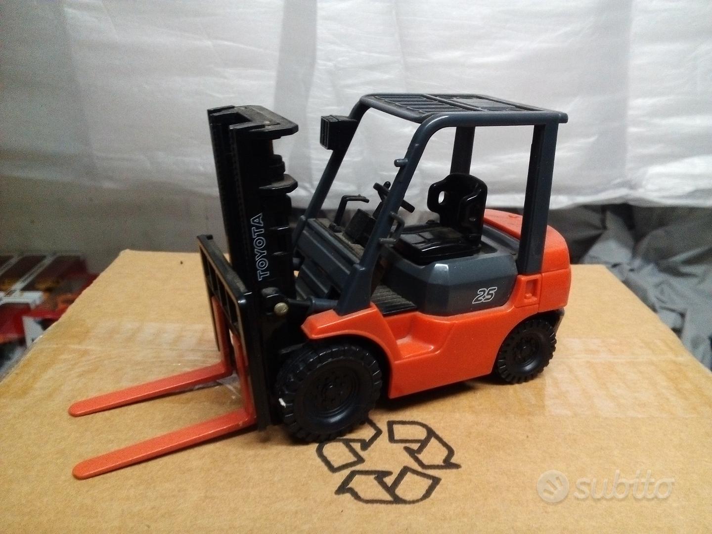 Modello muletto toyota traigo 48 - Collezionismo In vendita a Milano