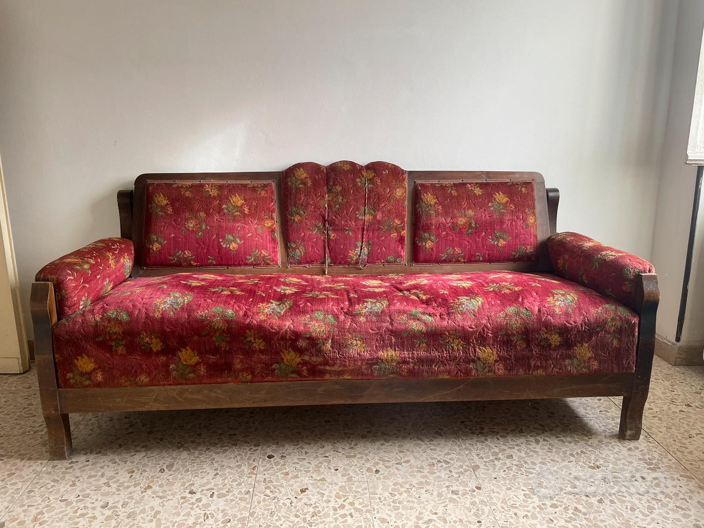 Antico divano ribaltabile letto - Arredamento e Casalinghi In vendita a ...
