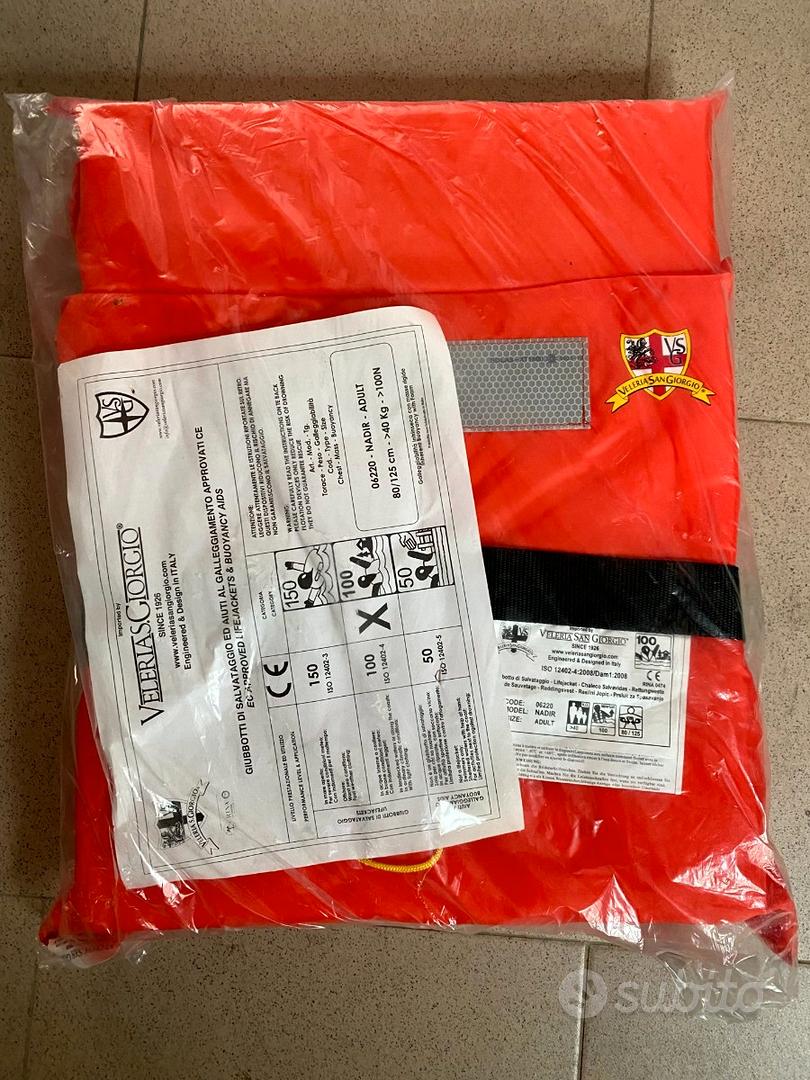 Giubbotto di salvataggio 100N Nadir - 4 pezzi - Nautica In vendita a Como