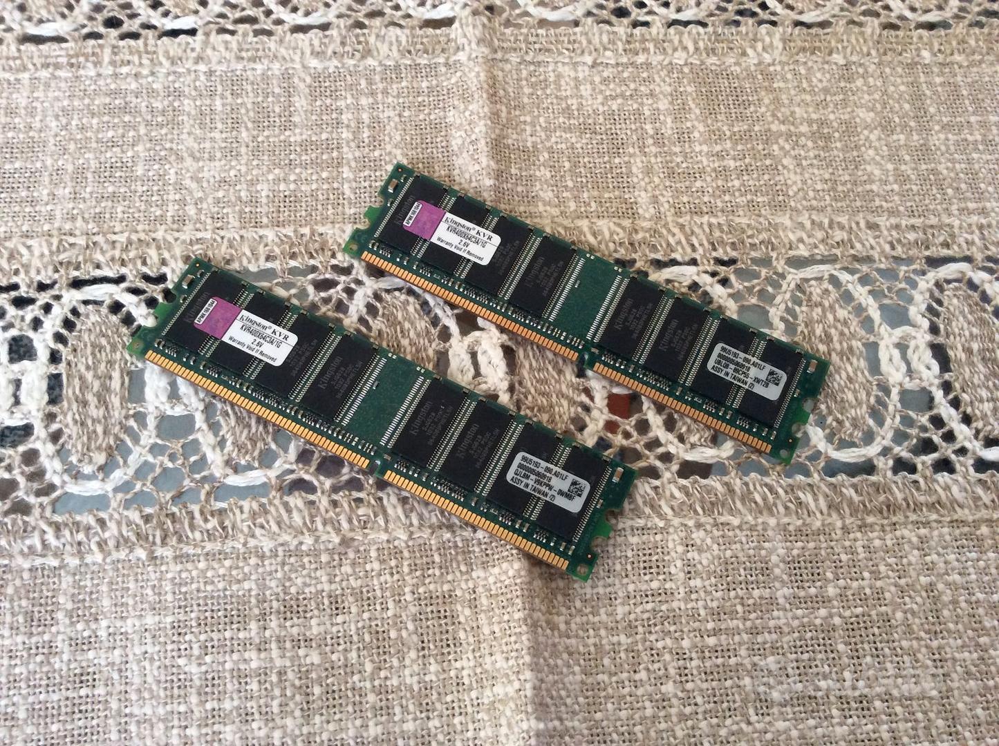 Memoria RAM 1 GB KINGSTON KVR400X64C3A/1G - Informatica In vendita a ...