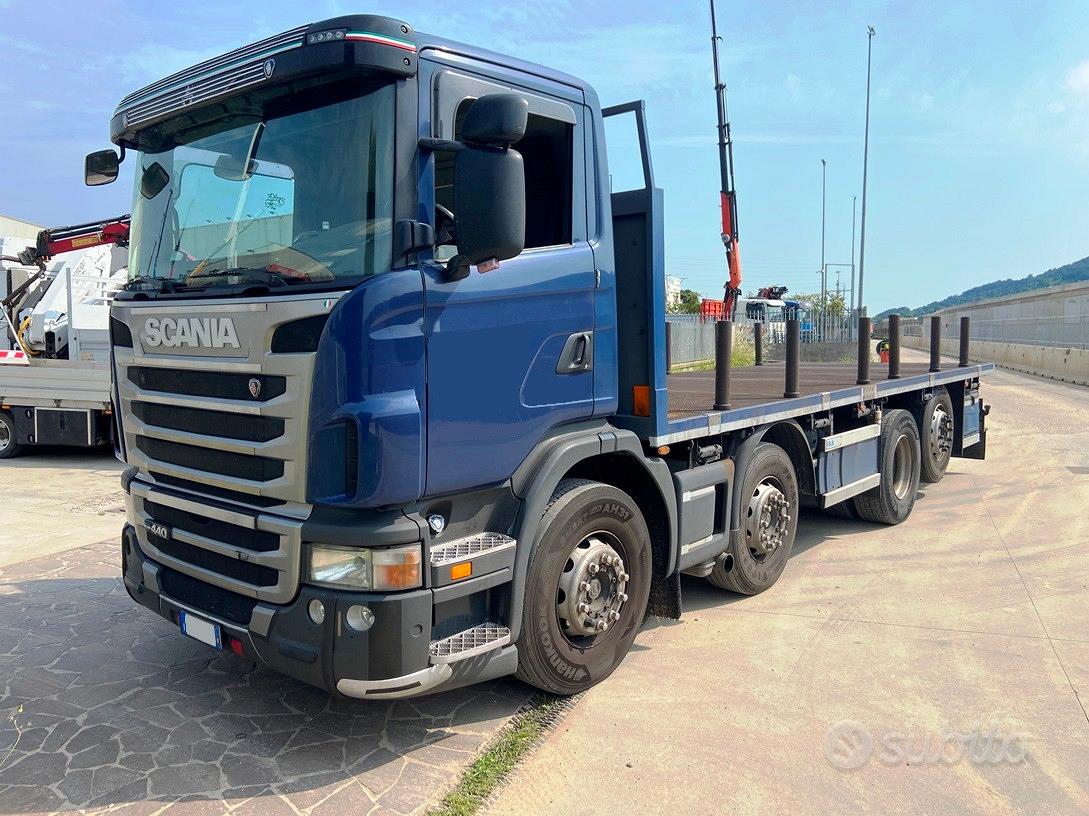 Subito - BISSON GRU SRL - Camion/PIANALE SCANIA R440 - Veicoli commerciali In vendita a Vicenza