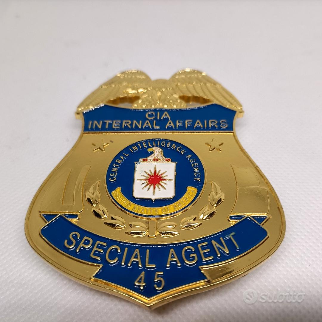 Distintivo Badge CIA Bellingham Carrington Vero. - Collezionismo In ...