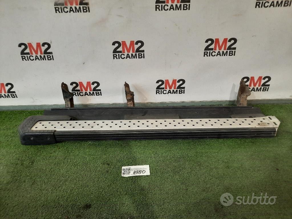 Subito - 2M2 RICAMBI - BATTITACCO MITSUBISHI Pajero 3Â° Serie MR598628 ...