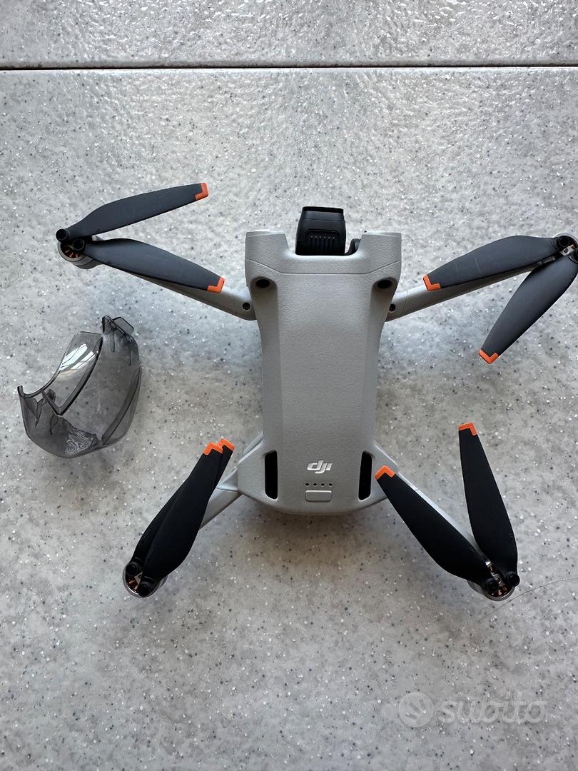 Drone DJI Mini 3 PRO - Solo Drone (No radio e batt - Audio/Video In ...