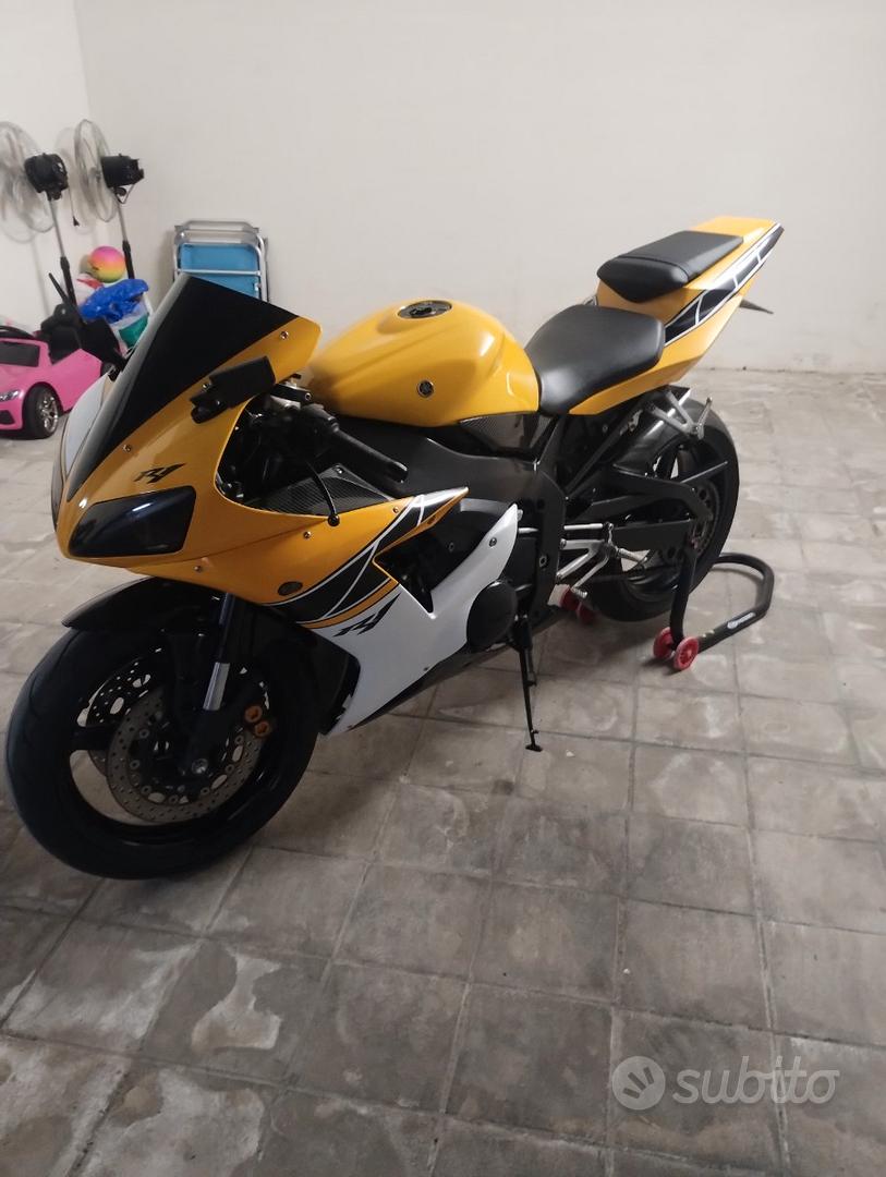 Yamaha YZF R1 - 2003 - Moto e Scooter In vendita a Lecce